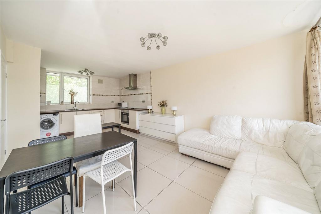 Munster Square, London NW1 2 bed apartment - £2,700 pcm (£623 pw)