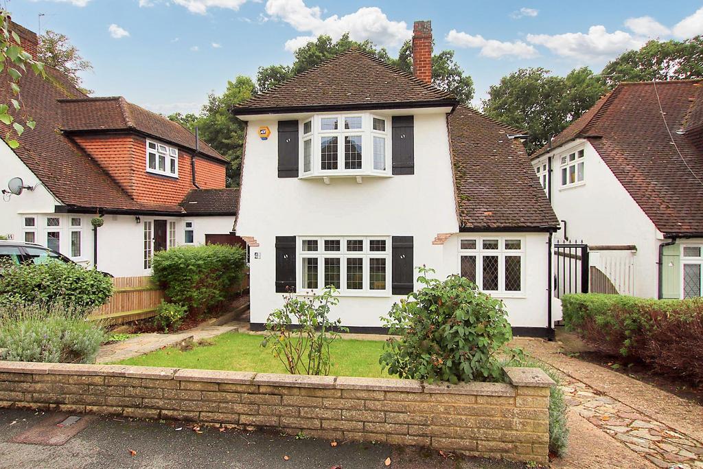Hartland Way, Shirley 4 bed link detached house for sale - £700,000