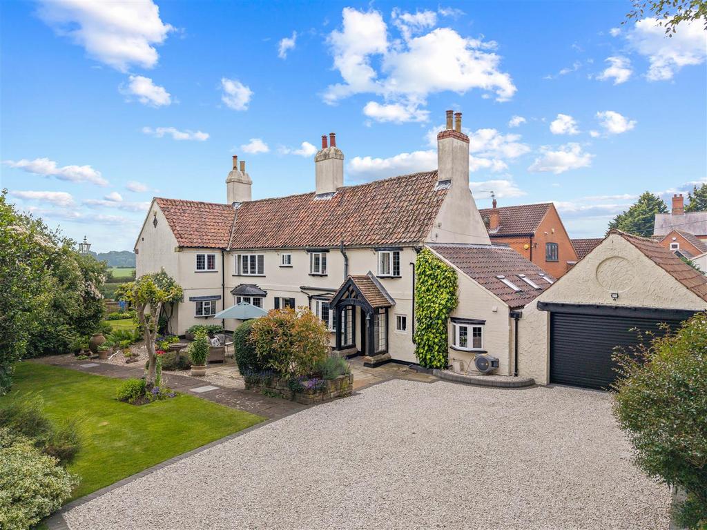 Main Street, Fiskerton NG25 4 bed detached house for sale - £795,000