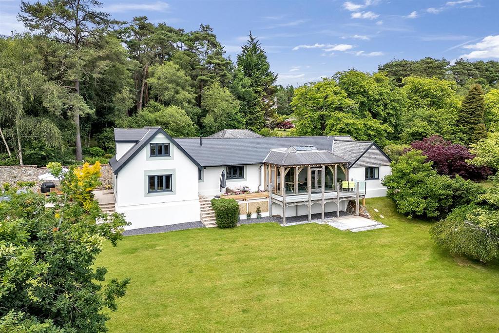 Trinity Hill Road, Axminster 4 bed detached house - £1,750,000
