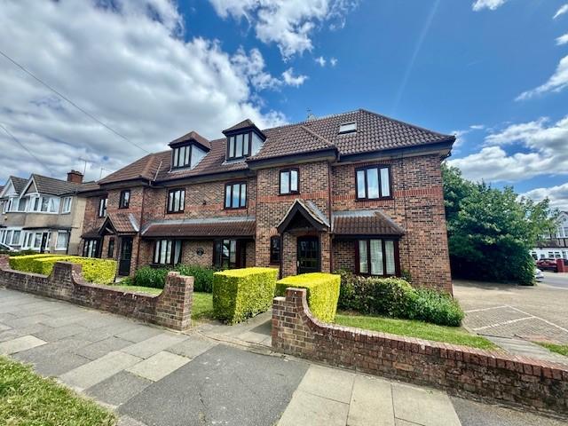 Kings Road, Harrow HA2 1 bed ground floor flat for sale - £265,000