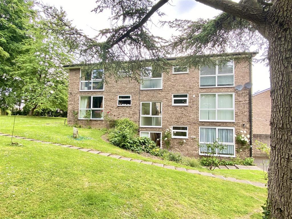 16 Brickfield House Apartments, The... 1 bed apartment for sale - £125,000