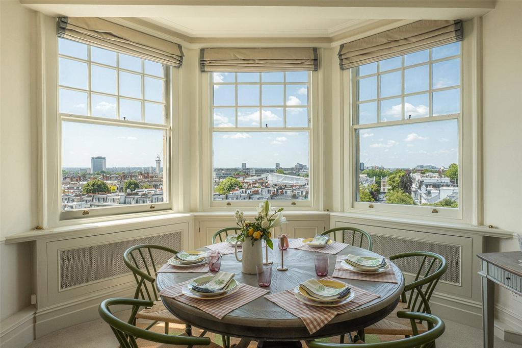 Campden Hill Court, Campden Hill... 1 bed apartment - £1,850,000