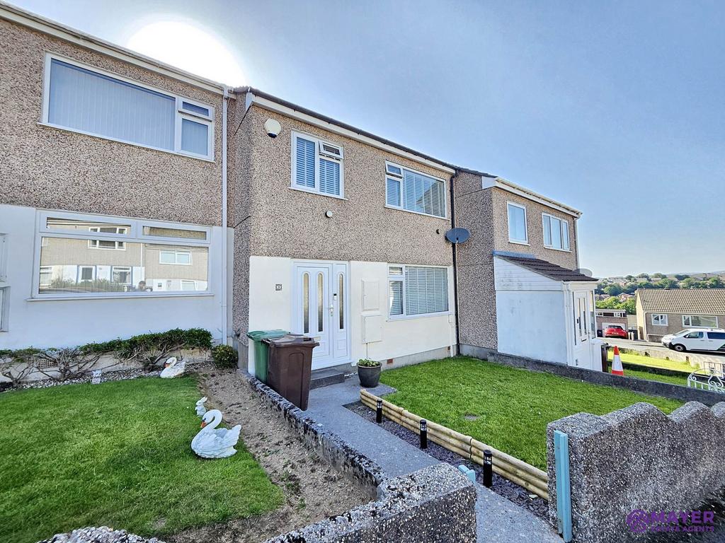 Braemar Close, Plymouth PL7 3 bed terraced house - £250,000