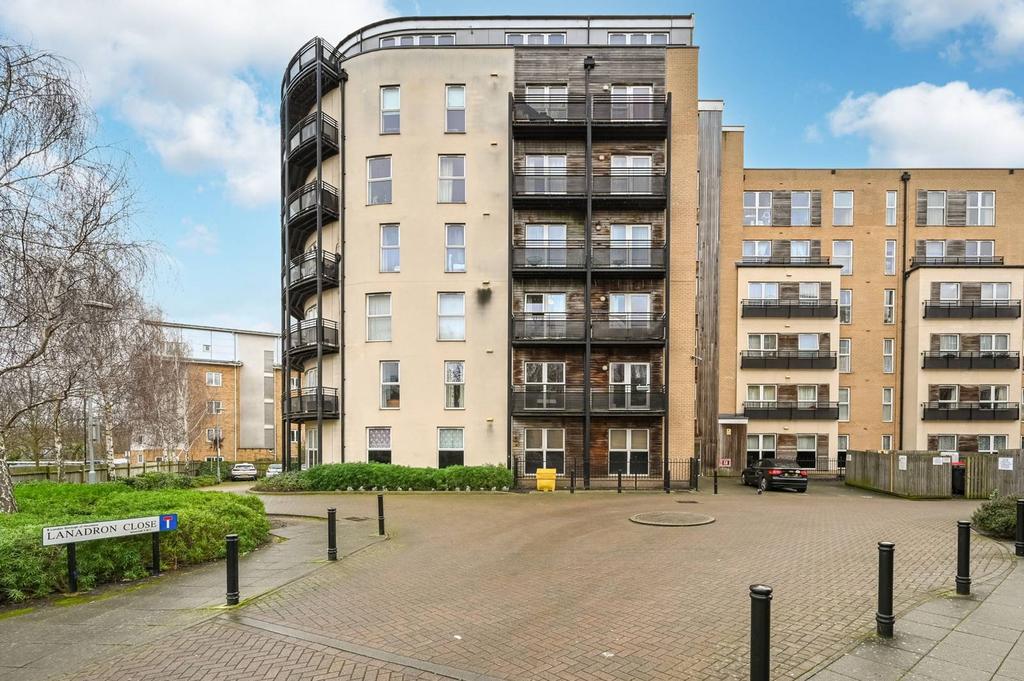 Langtry Court, Isleworth, TW7 1 bed flat to rent - £2,500 pcm (£577 pw)