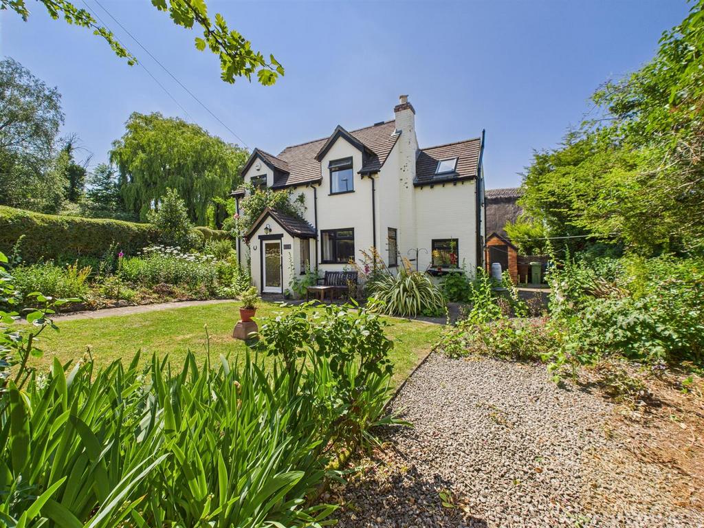 The Green, Churchdown, Gloucester 3 bed detached house for sale - £525,000