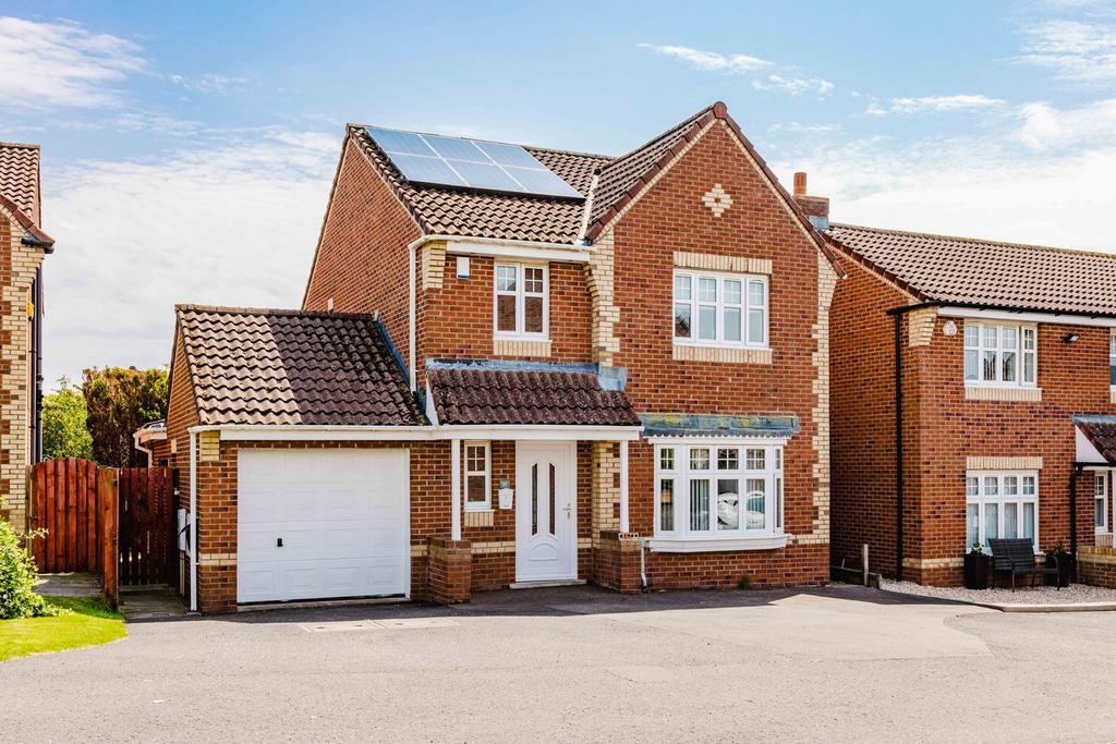 Burray Drive, Kilmarnock, KA3 4 bed detached house - £220,000
