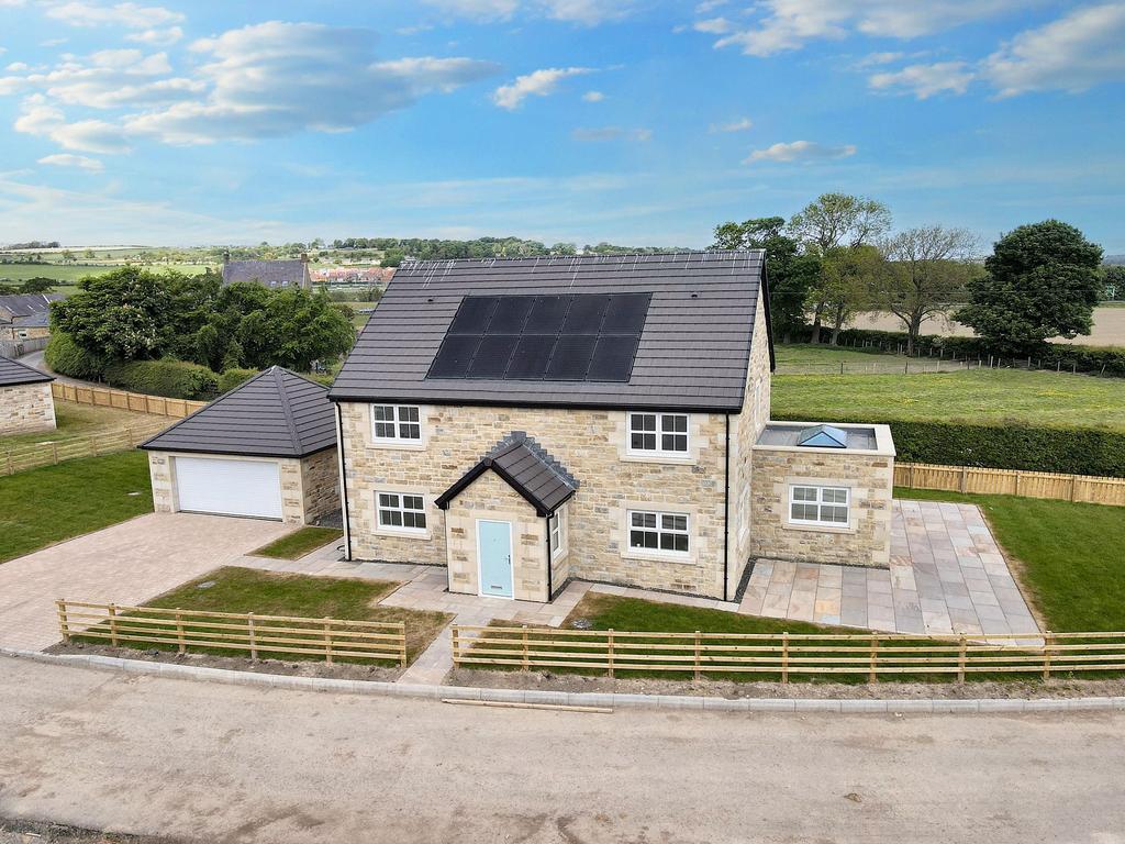 Maple Drive, Alnwick NE66 4 bed detached house for sale - £650,000