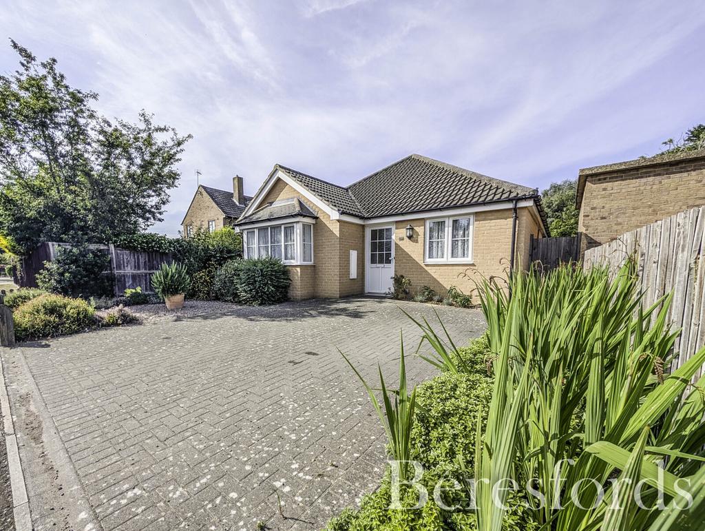 Maypole Green Road, Colchester, CO2 3 bed bungalow - £375,000