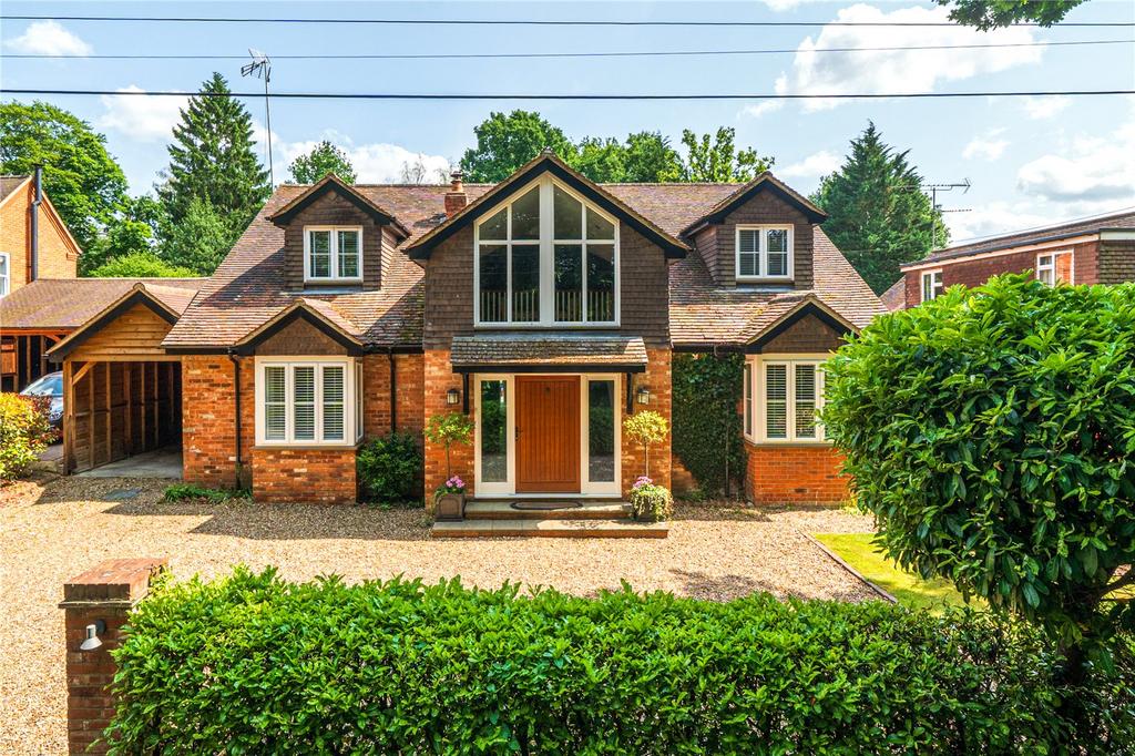 Oaklands Lane, Crowthorne, Berkshire 4 bed detached house for sale - £ ...