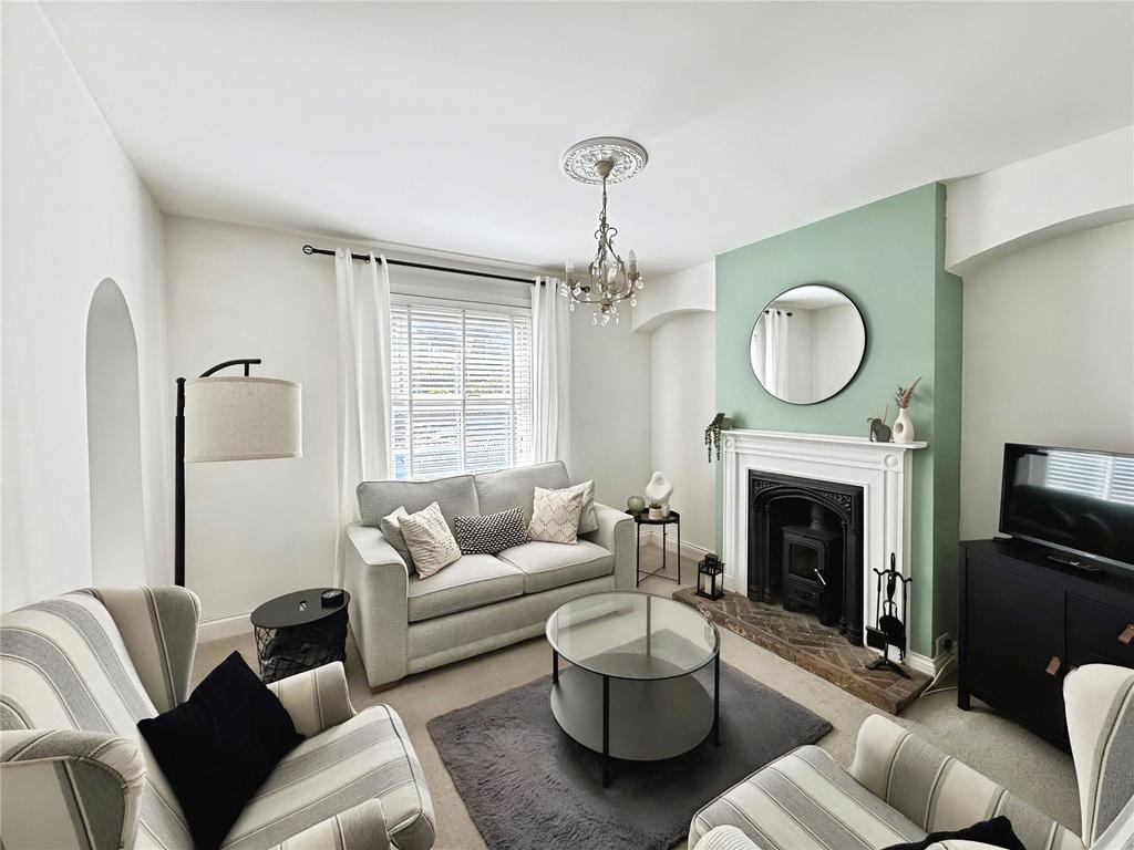 The Beach, Deal CT14 2 bed semi-detached house to rent - £1,400 pcm (£ ...