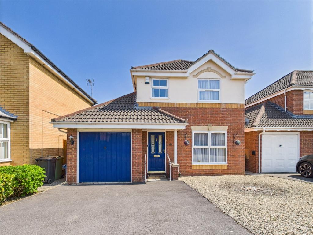 Merlin Drive, Quedgeley, Gloucester... 3 bed detached house for sale ...
