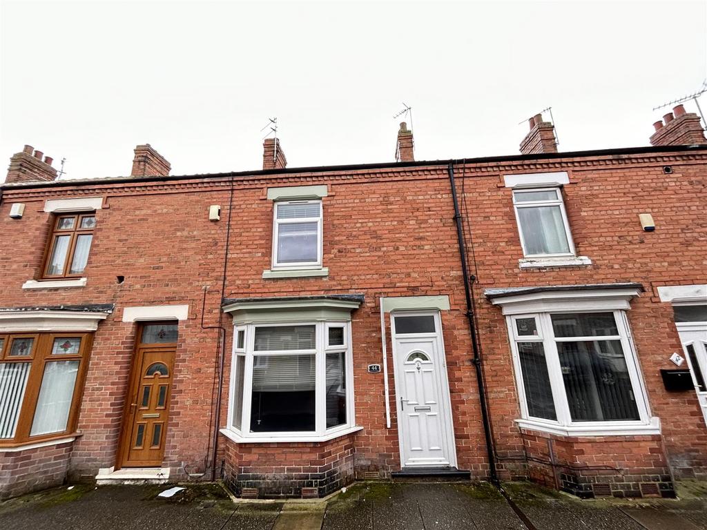 Aysgarth Road, Darlington 2 bed terraced house - £650 pcm (£150 pw)