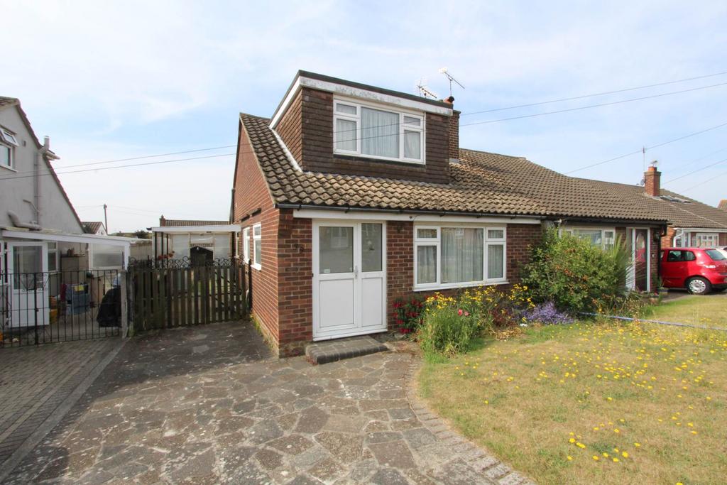 Woodlow, Thundersley 4 bed semi-detached house - £385,000