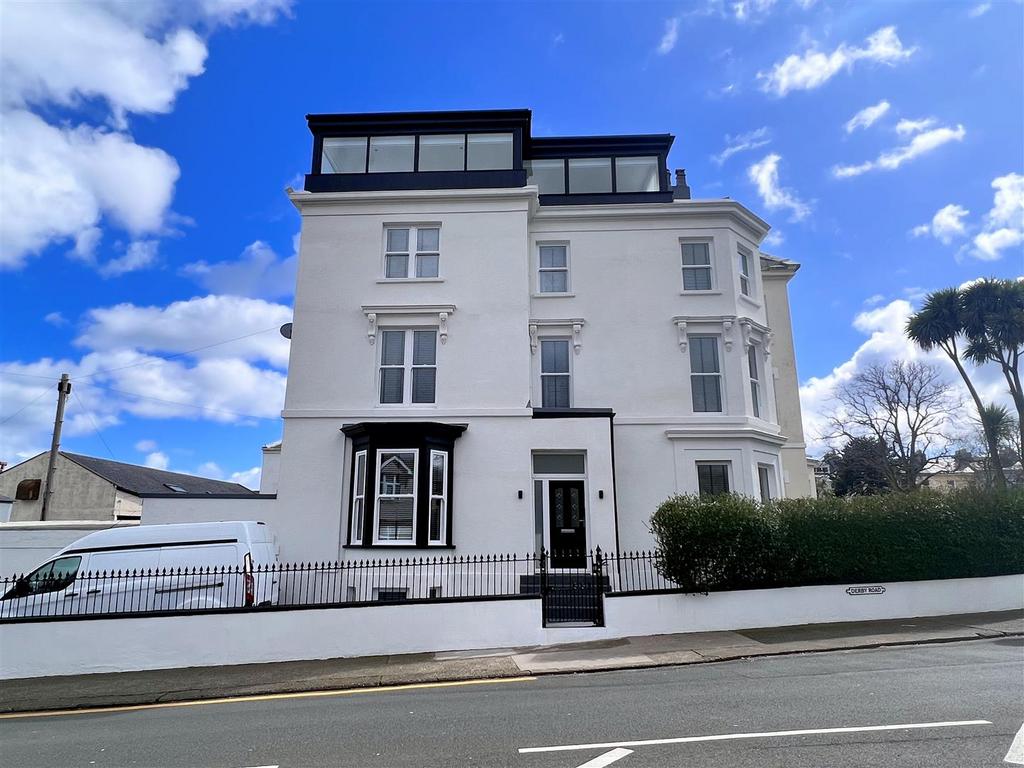 Derby Road, Isle of Man IM2 4 bed townhouse for sale - £675,000