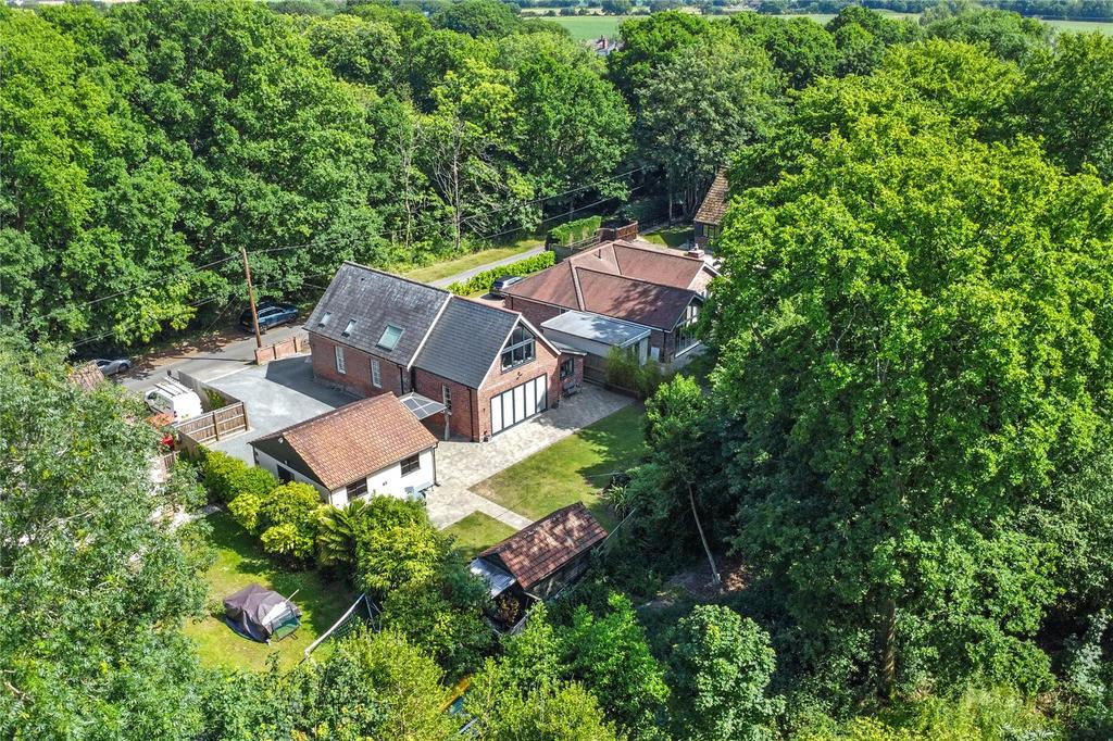 Chapel Lane, Crockleford Heath... 5 bed detached house - £700,000