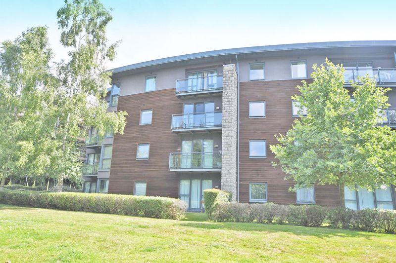 Sandling Lane, Maidstone 2 bed apartment - £225,000