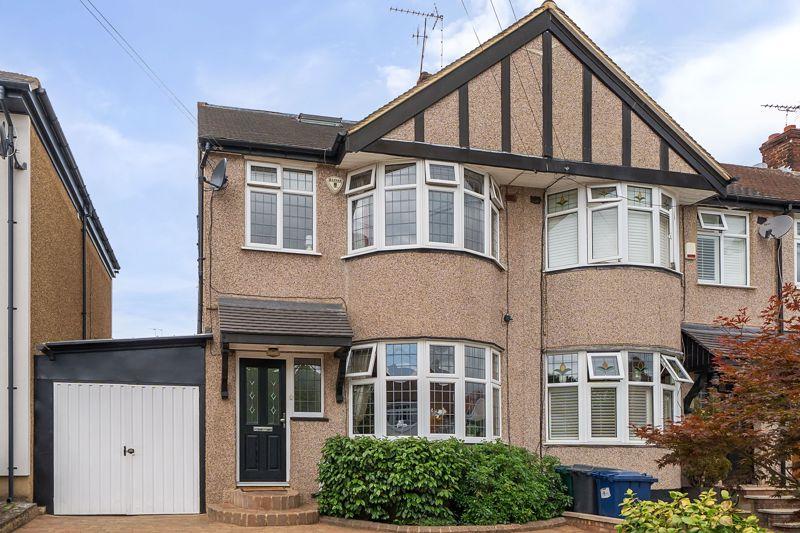 Weirdale Avenue, London 4 bed semi-detached house - £810,000
