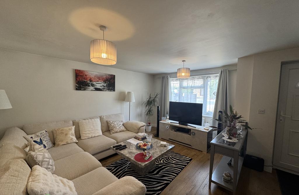 Wickenden Road, Sevenoaks, 2 bed house to rent - £1,995 pcm (£460 pw)