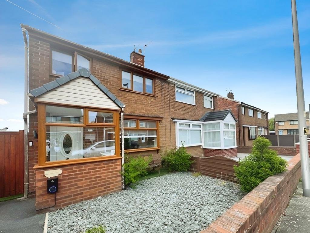 Meanwood Avenue, Lancashire FY4 3 bed semi-detached house to rent - £ ...