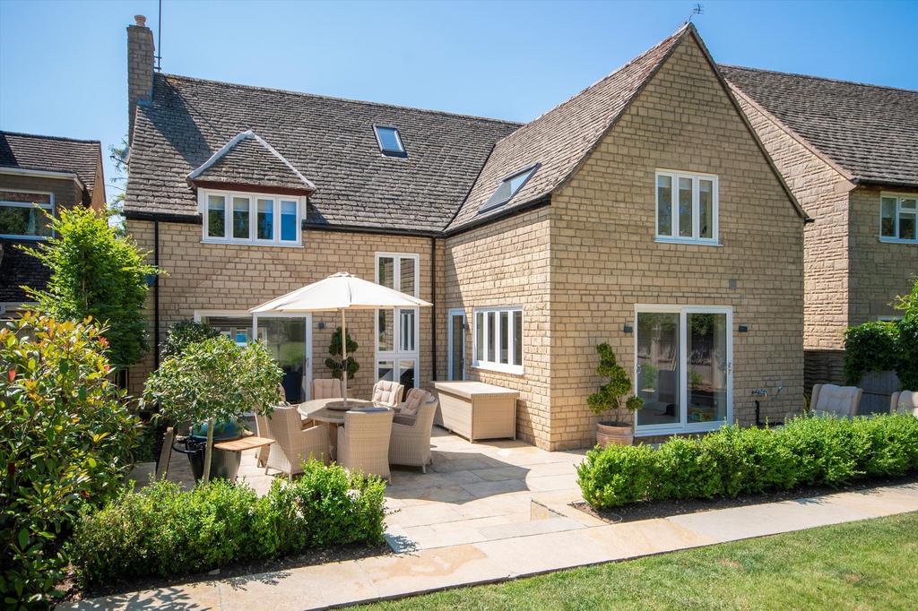 Church Lane, Toddington, Cheltenham... 4 bed detached house for sale ...