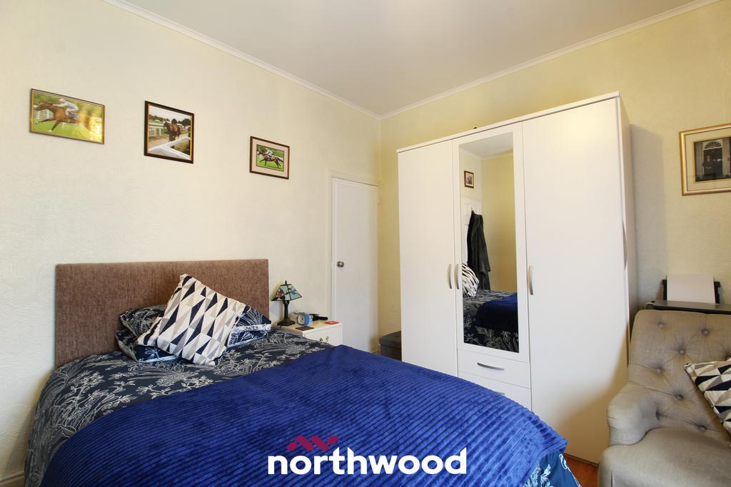 Carr View Avenue, Doncaster DN4 2 bed terraced house for sale - £95,000