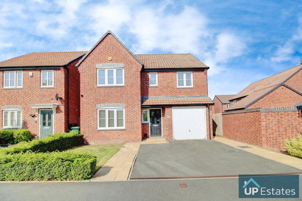 Rollings Drive, Wyken, Coventry 4 bed detached house - £400,000