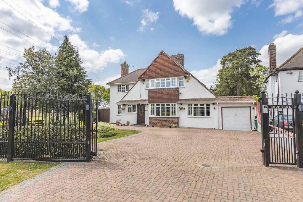 Old Slade Lane, Richings Park SL0 5 bed detached house for sale - £ ...