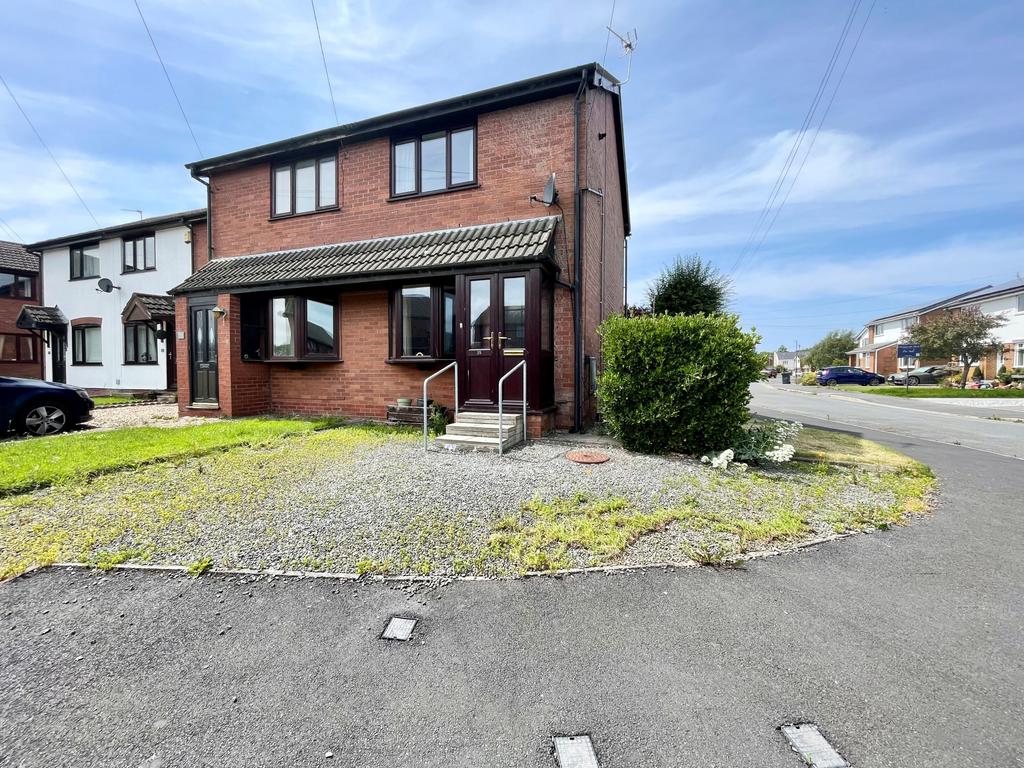 Lancaster Close, Preston PR3 2 bed semi-detached house - £165,000