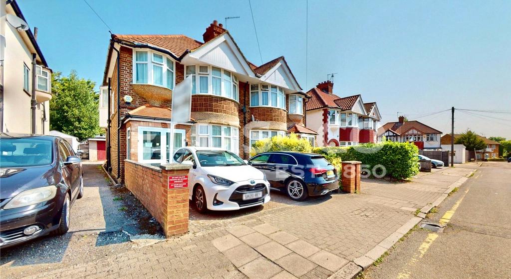 Chestnut Grove, Wembley, HA0 4 bed semi-detached house for sale - £675,000