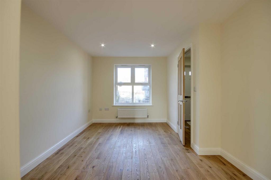Freeman Gardens, Upper Accomodation... 2 bed semi-detached house - £920 ...
