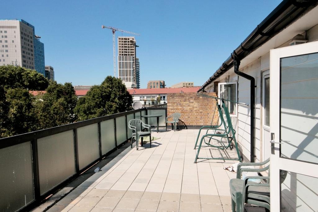 Whitechapel, E1 2HH 4 bed flat - £3,900 pcm (£900 pw)