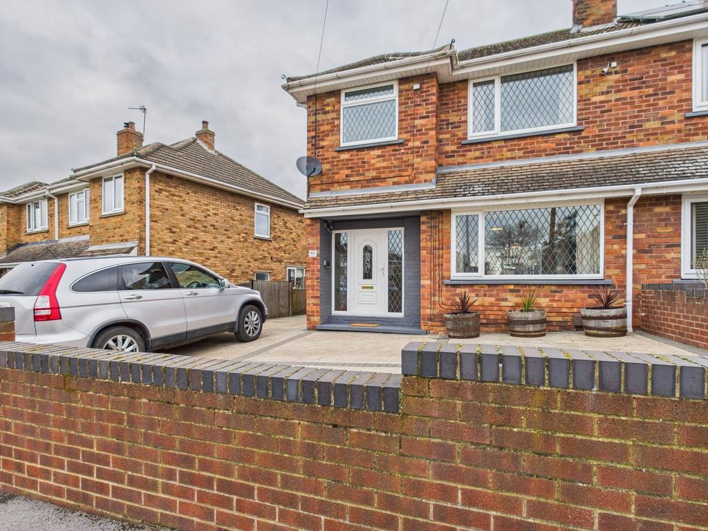 Bolingbroke Road, Scunthorpe, DN17 3 bed semi-detached house for sale ...
