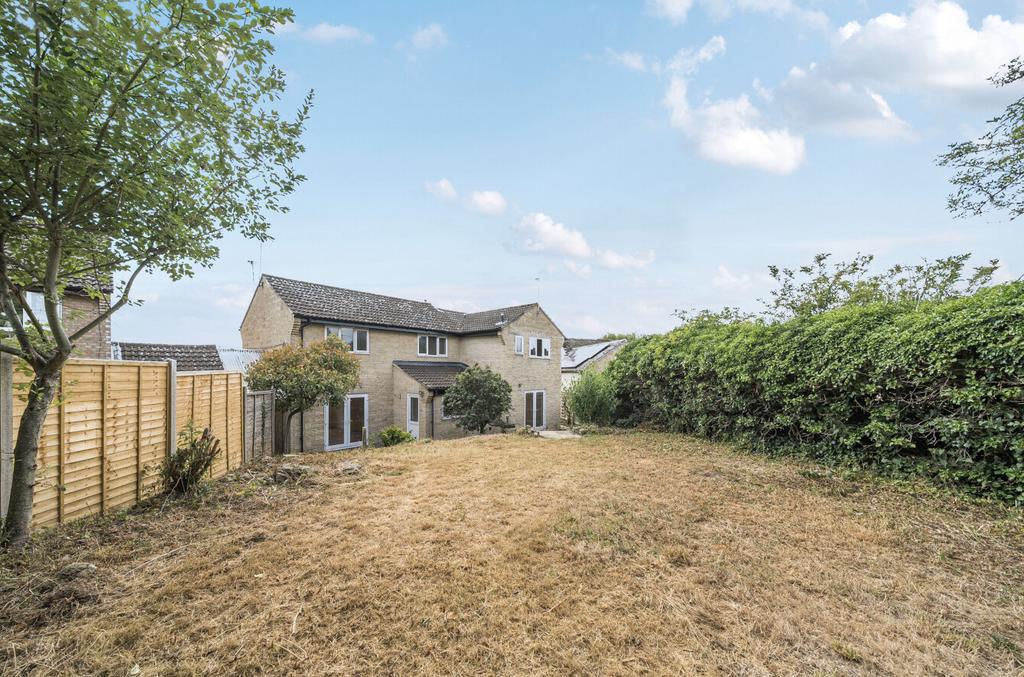 Squires Road, Watchfield, Swindon 5 bed detached house for sale - £475,000