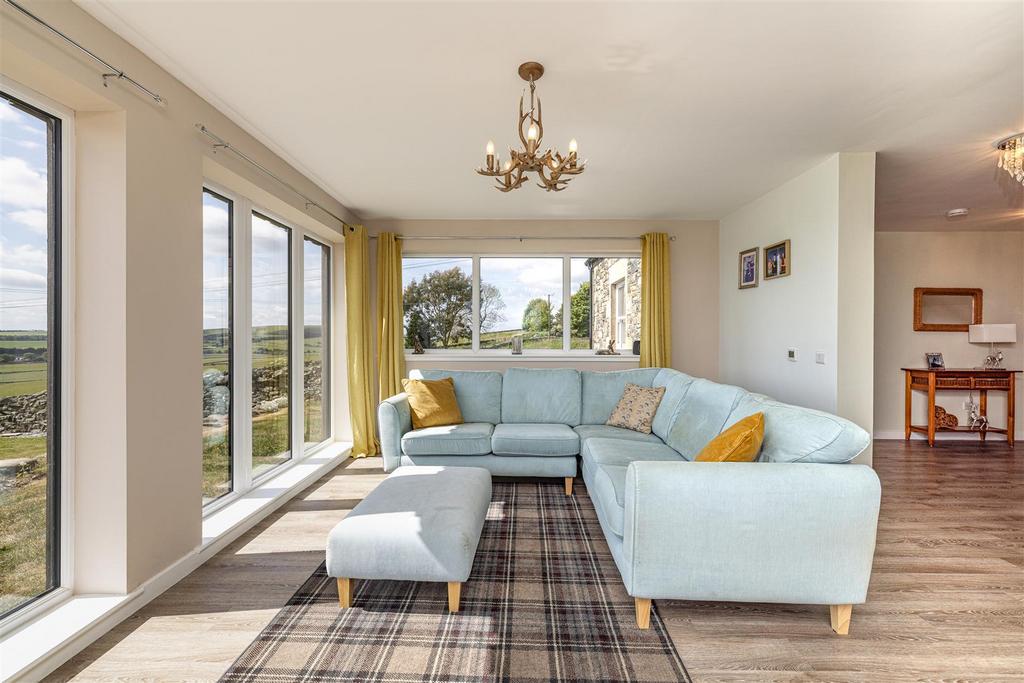 8 Blythe Farm Cottages, Lauder 4 bed detached house for sale - £580,000