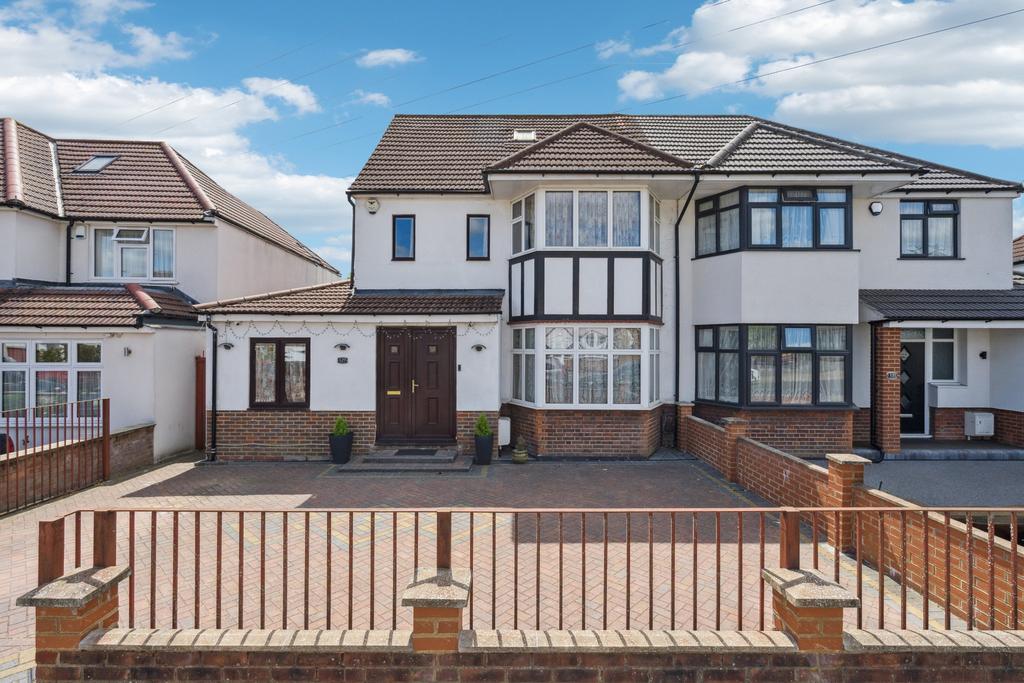 Woodlands, North Harrow, HA2 4 bed semi-detached house for sale - £875,000