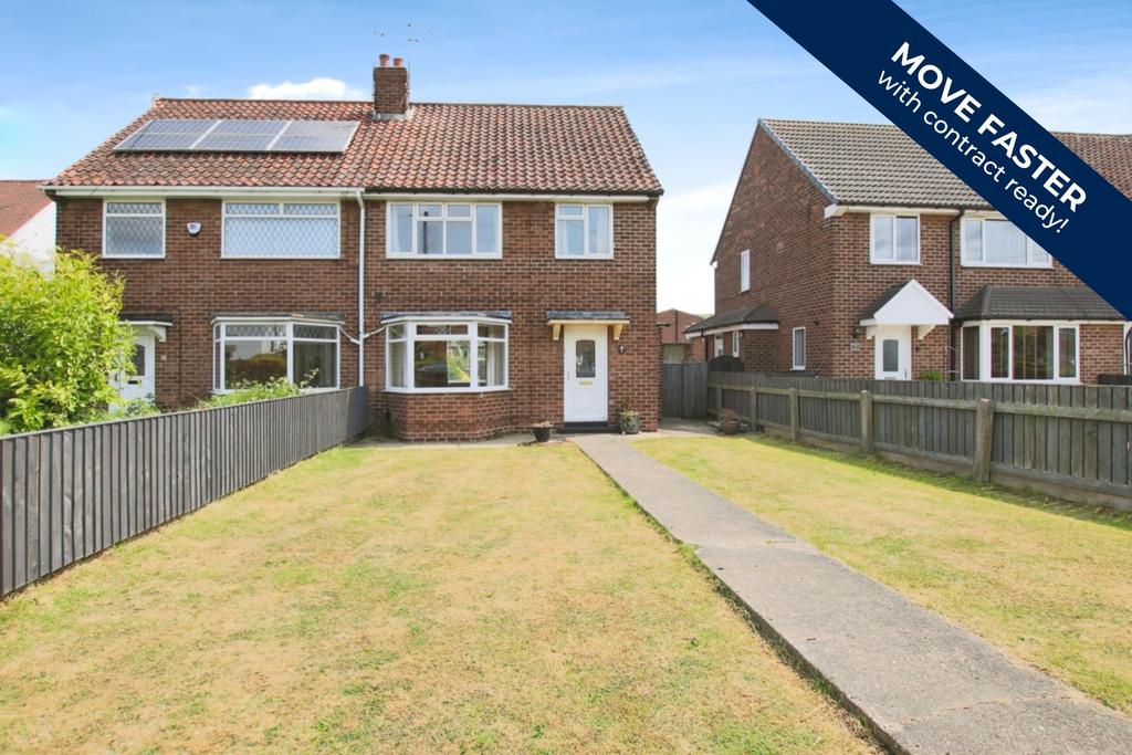 Westlands Drive, Hedon, Hull, HU12 8BY 3 bed semi-detached house - £140,000