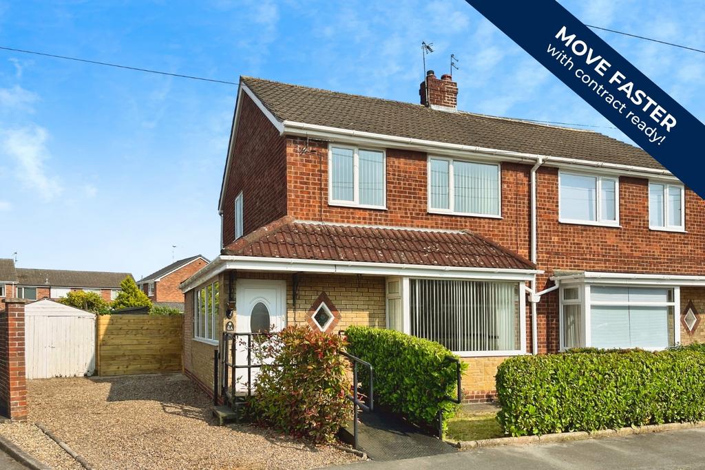 Hillcrest Drive, Beverley, HU17 7JG 3 bed semi-detached house for sale ...