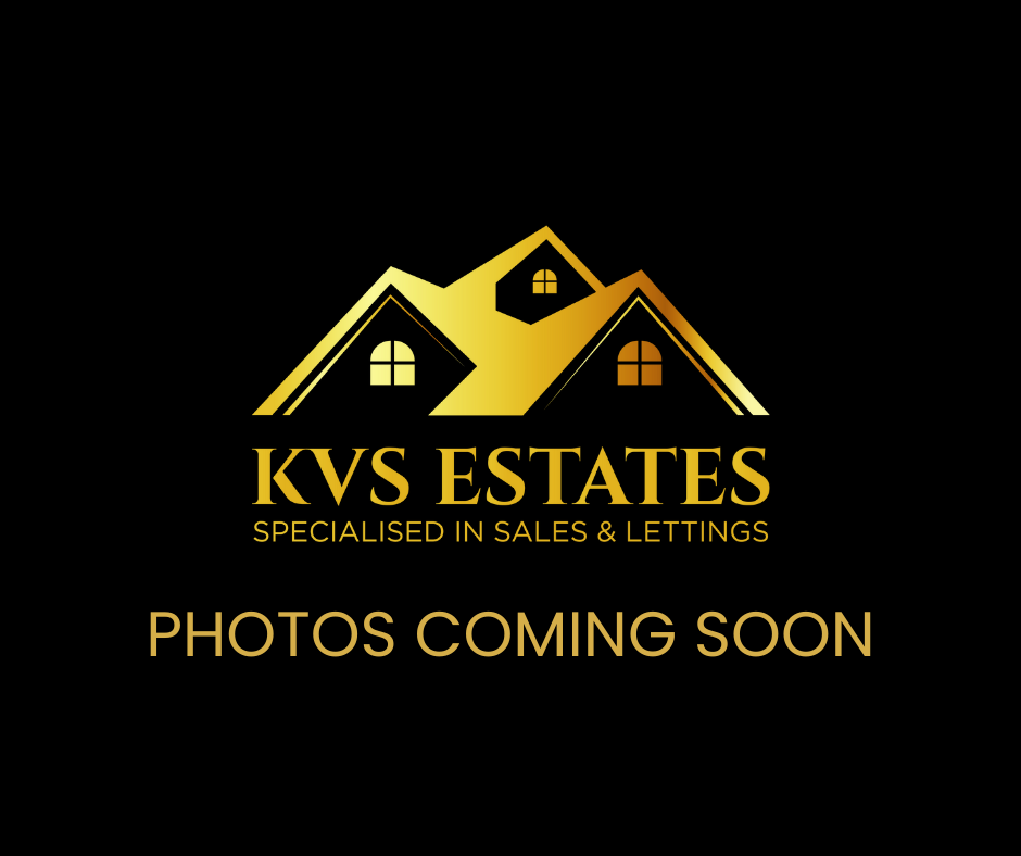 Showers Way, Hayes UB3 4 bed semi-detached house to rent - £3,100 pcm ...