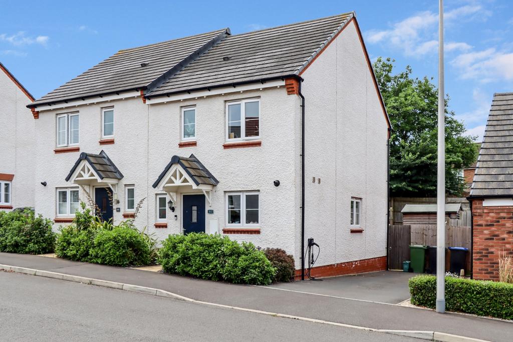 BLOXHAM WAY, RADFORD SEMELE... 2 bed semi-detached house for sale - £ ...