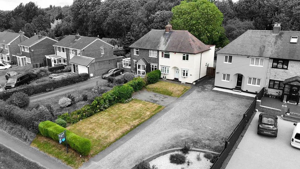 Cannock Road, Wolverhampton WV10 3 bed semi-detached house - £225,000