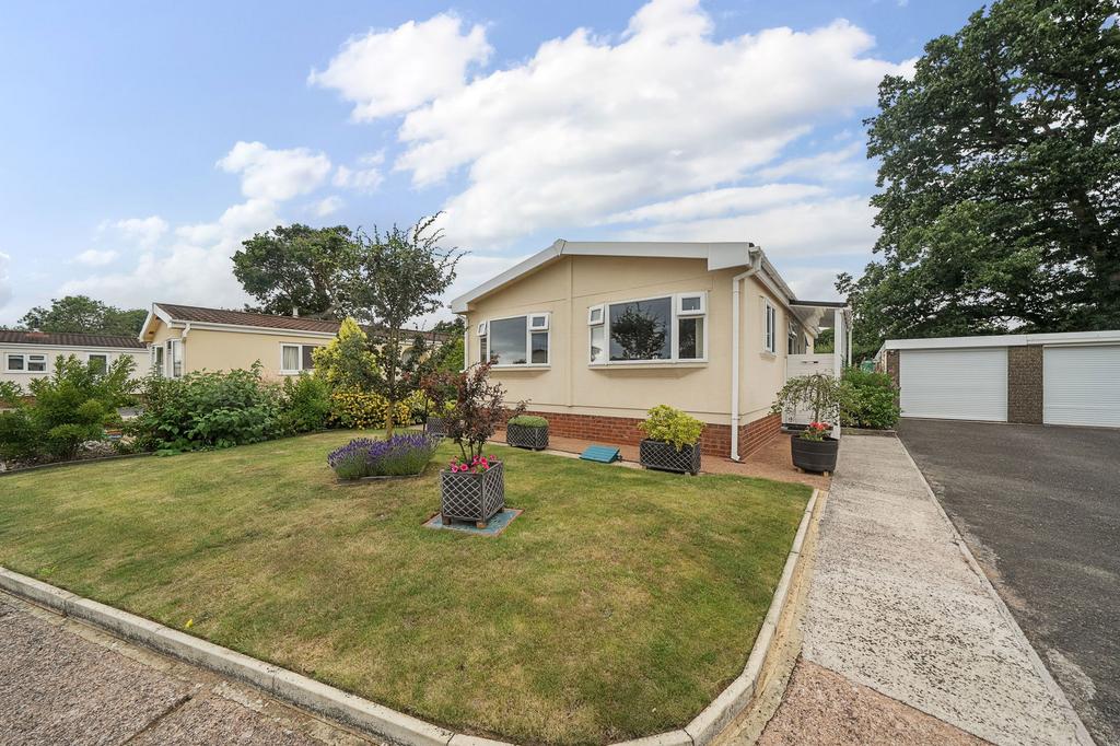 Exeter EX5 2 bed park home for sale - £195,000