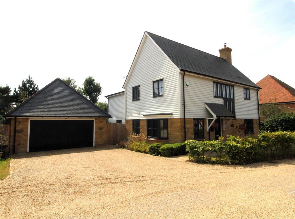 Bakers Field, Cliffsend, Ramsgate 4 bed detached house for sale - £650,000