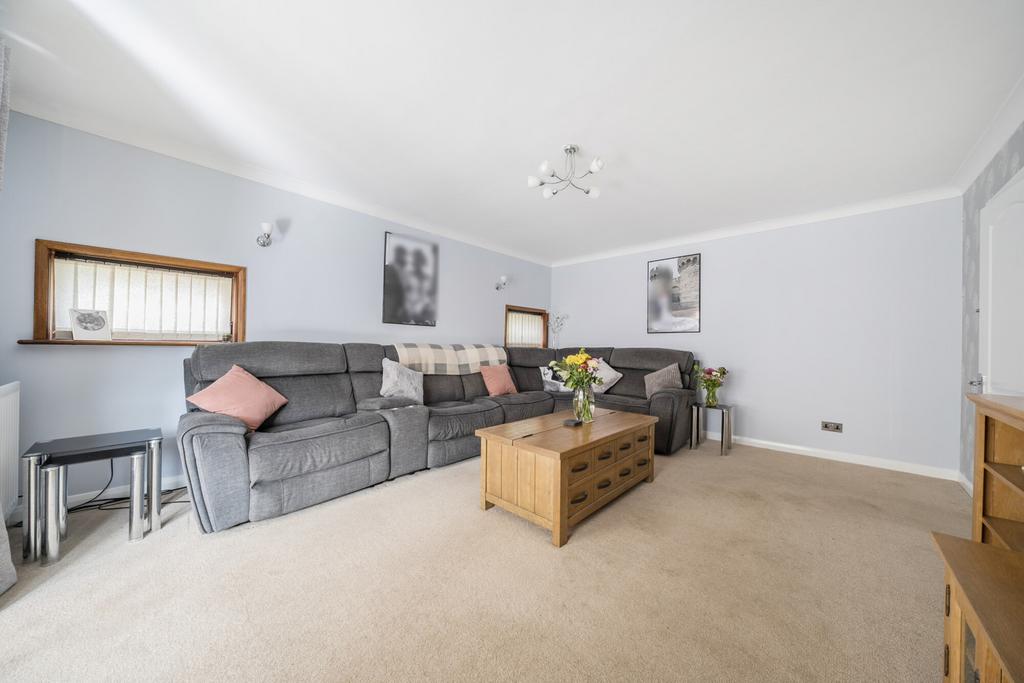 Herberts Court, High Street, Lower Stoke 3 bed bungalow for sale - £350,000