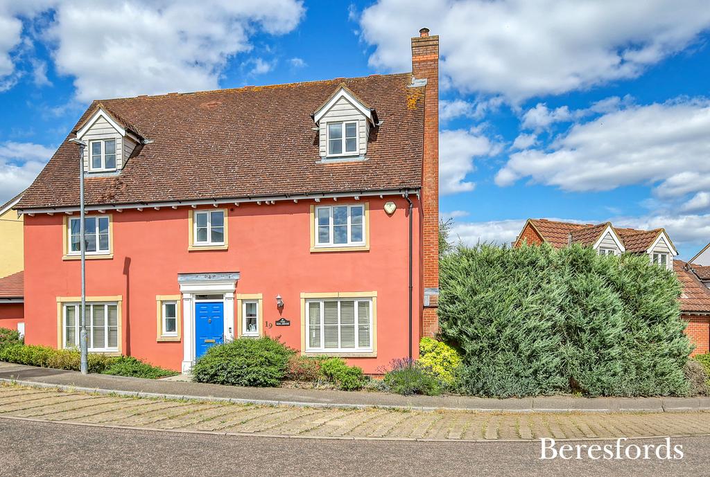 Hallett Road, Flitch Green, CM6 7 bed detached house for sale - £625,000