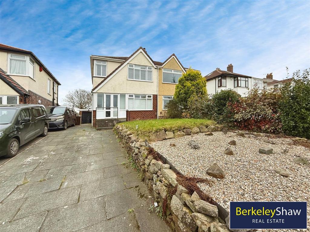 Liverpool Road North Maghull L31 3 Bed Semi Detached House For Sale £240 000