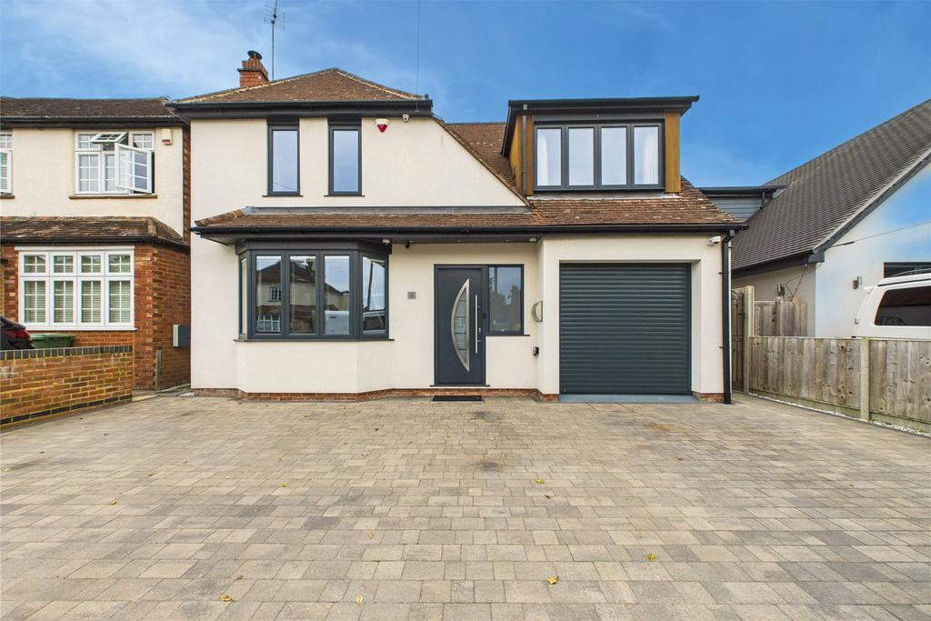 Park Road, Sandhurst, Berkshire, GU47 3 bed detached house - £750,000