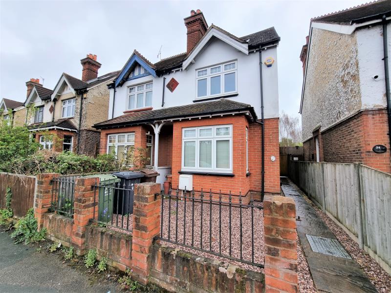 Woking Road, Guildford GU1 4 bed semi-detached house to rent - £2,550 ...