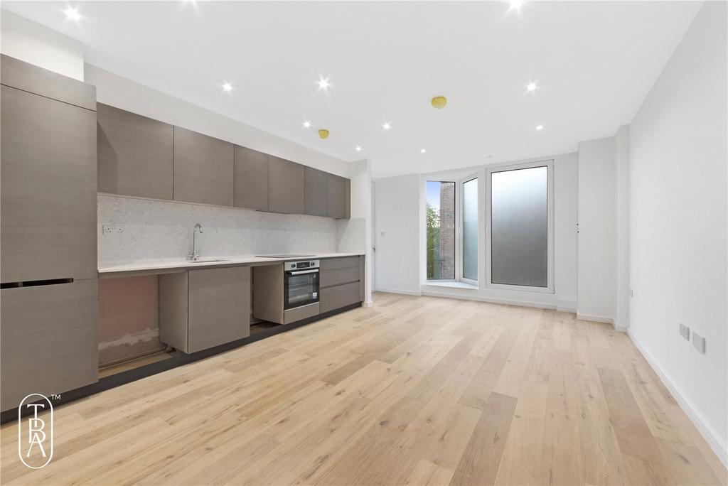 Powell Road, London, E5 1 bed apartment - £2,250 pcm (£519 pw)