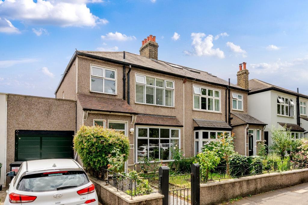 Brockley Grove, Brockley, London, SE4 3 bed semi-detached house - £950,000